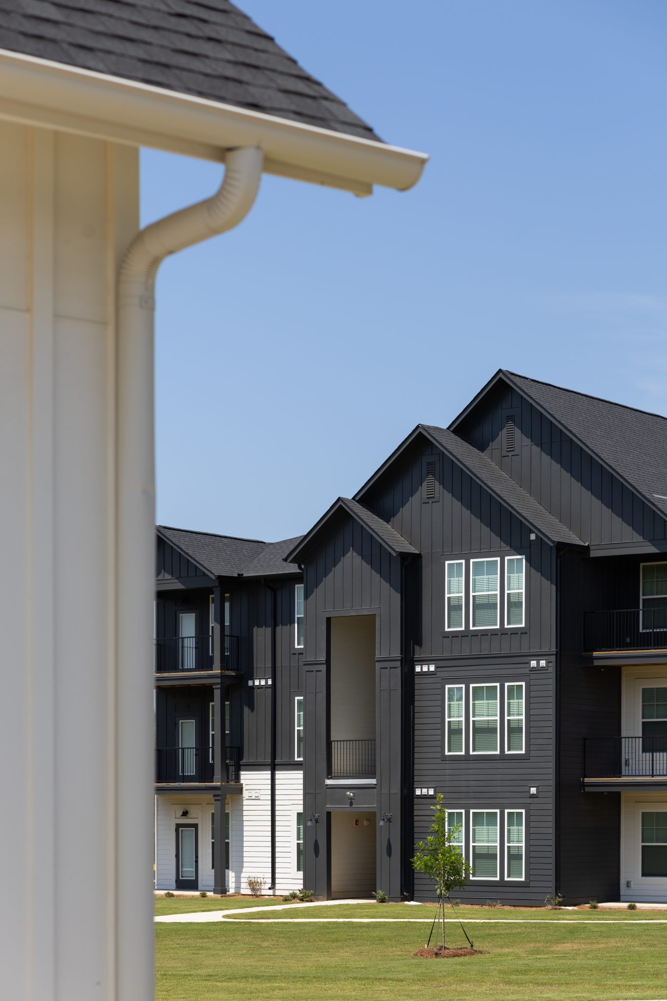 Capstone Building - Leading Multifamily General Contractor