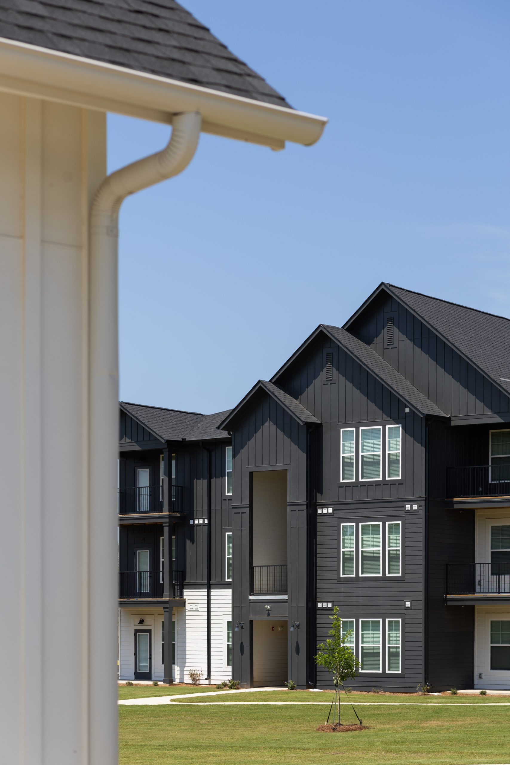 Capstone Building - Leading Multifamily General Contractor