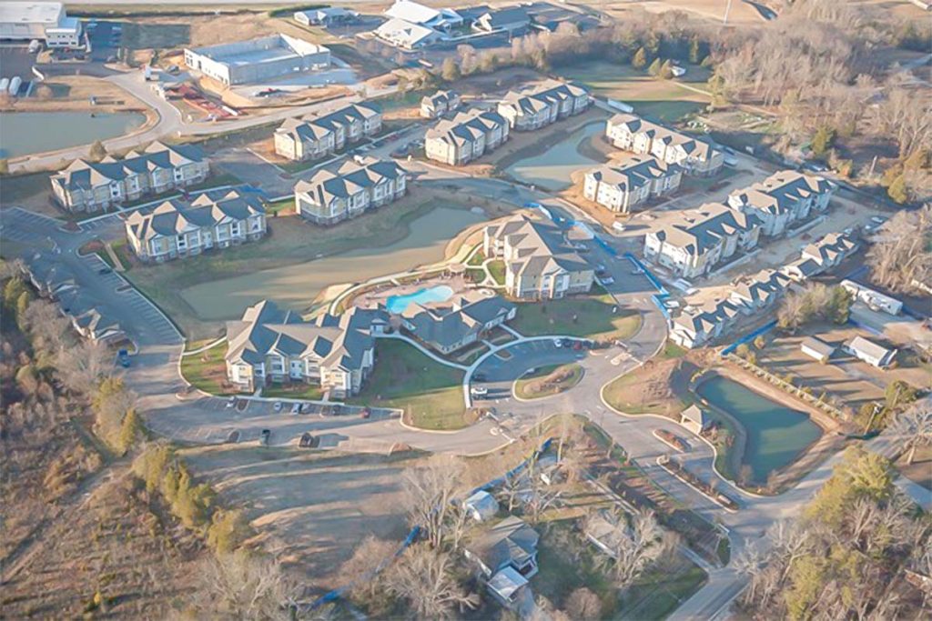 The Legends at White Oak - Capstone Building Corp.